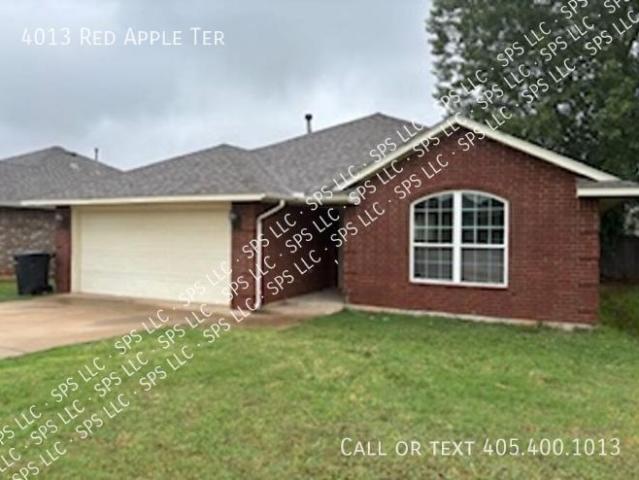 3 Br, 2 bath, Single Family 4013 Red Apple Ter