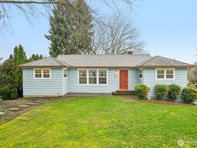 3 Br, 2 bath, Single Family 4019 NE 60th St