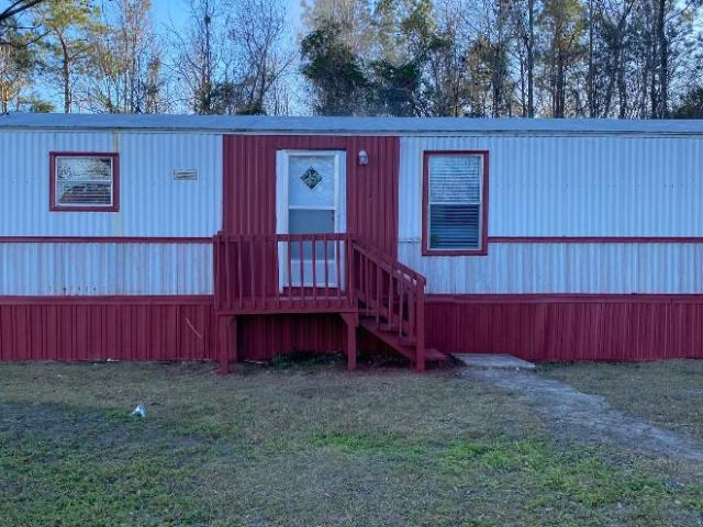 3 Br, 2 bath, Single Family 401 Academy Ln