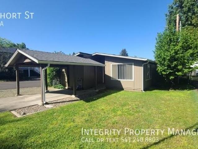 3 Br, 2 bath, Single Family 402 Short St