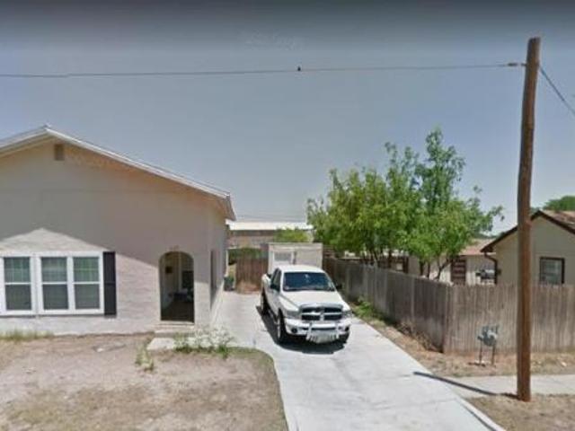 3 Br, 2 bath, Single Family 407 26th St