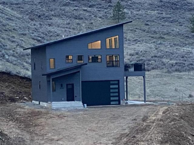 3 Br, 2 bath, Single Family 40740 Clearview Dr N