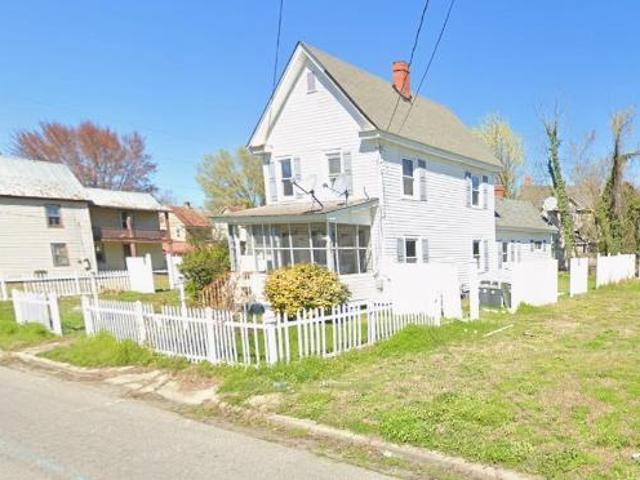 3 Br, 2 bath, Single Family 408 Dobbs St