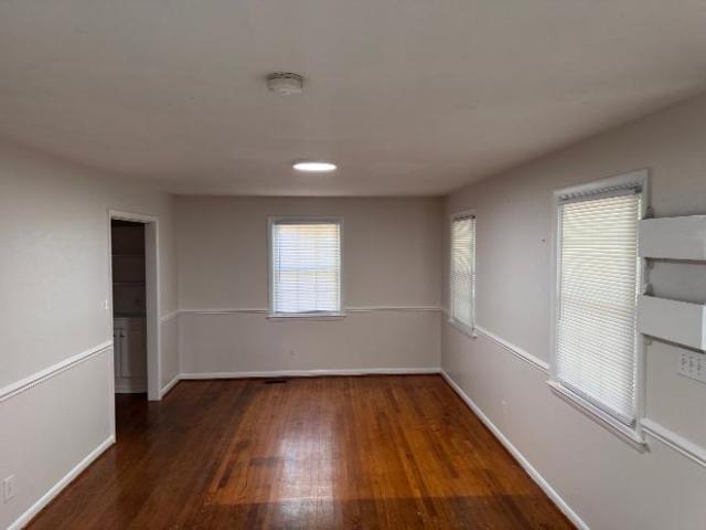 3 Br, 2 bath, Single Family 409 N Glen Dr