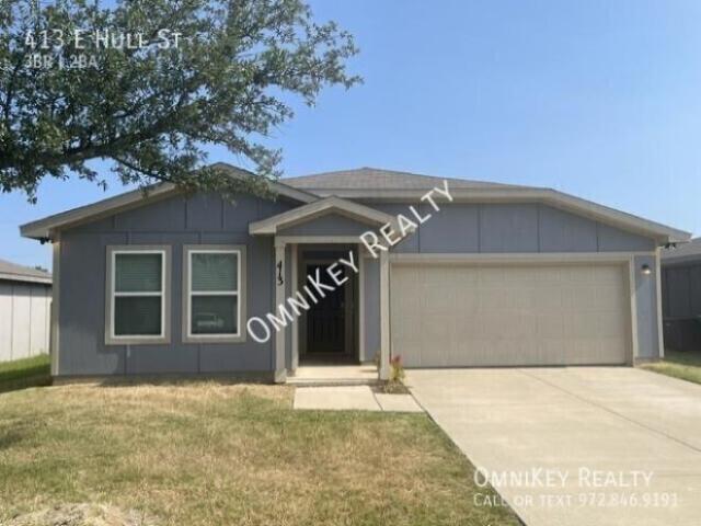 3 Br, 2 bath, Single Family 413 E Hull St