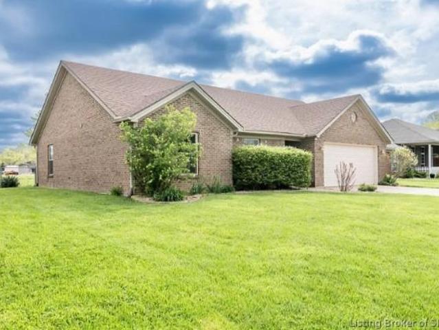3 Br, 2 bath, Single Family 4105 Lakeside Dr
