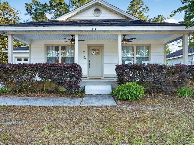 3 Br, 2 bath, Single Family 412 Hunters Rd