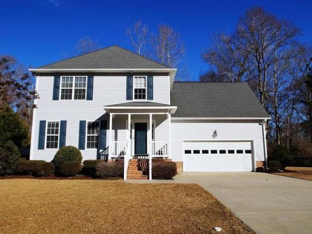 3 Br, 2 bath, Single Family 4131 River Chase Dr
