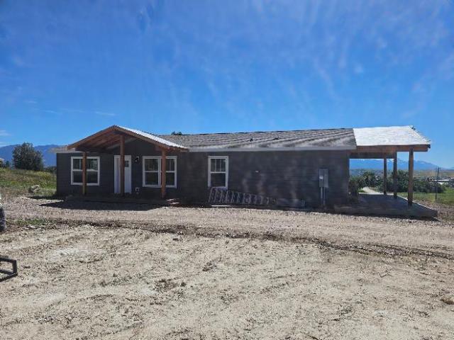 3 Br, 2 bath, Single Family 41588 Baypoint Rd