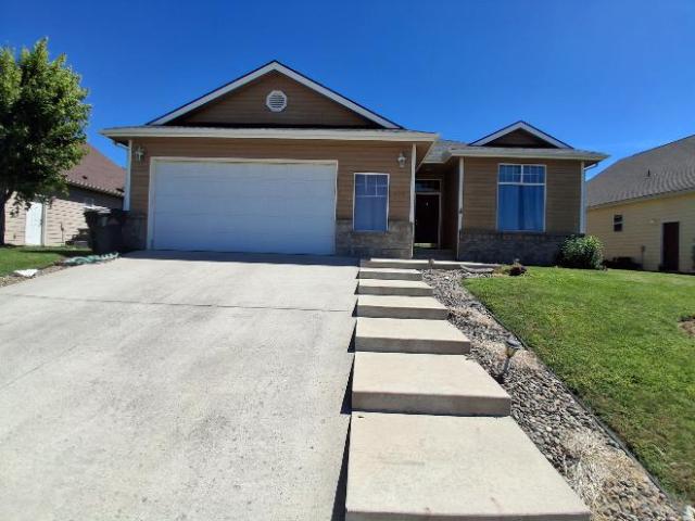 3 Br, 2 bath, Single Family 415 Sherilyn Court