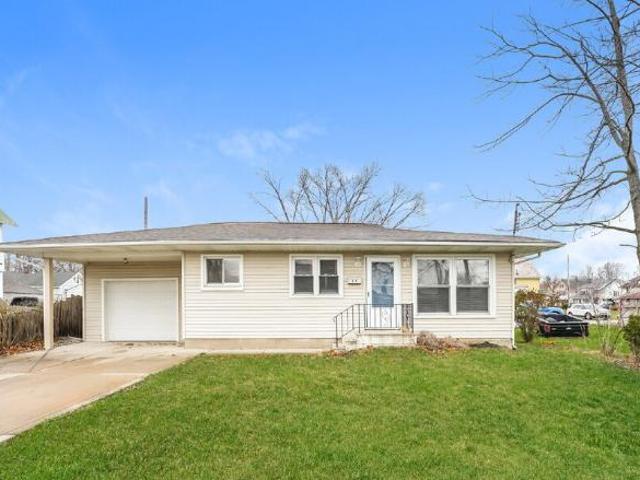 3 Br, 2 bath, Single Family 416 Woodland Avenue
