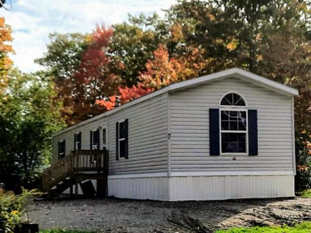 3 Br, 2 bath, Single Family 41 County Rd