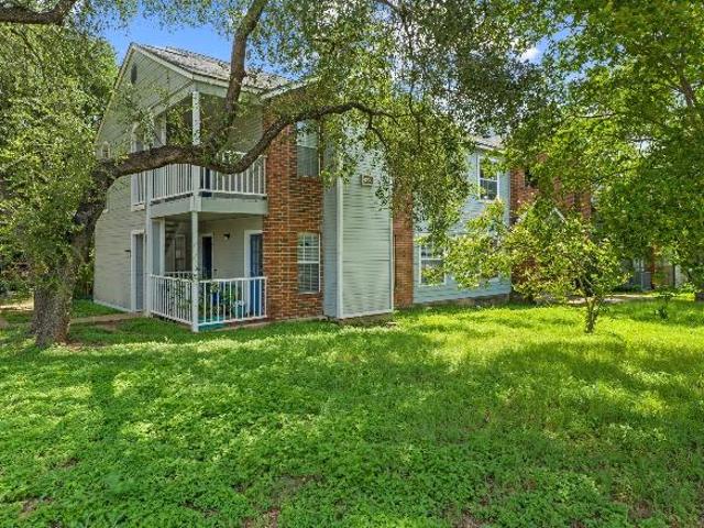 3 Br, 2 bath, Single Family 4208 Duval Rd