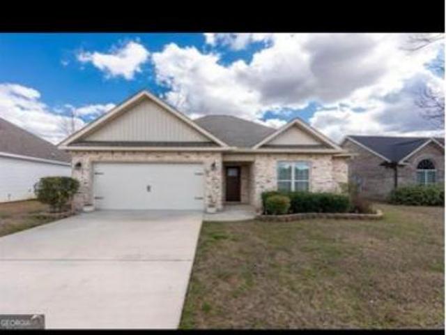 3 Br, 2 bath, Single Family 420 Madison Place Pkwy