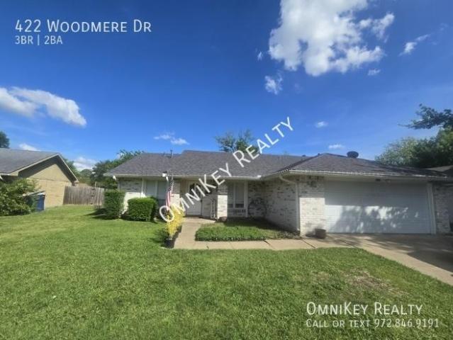 3 Br, 2 bath, Single Family 422 Woodmere Dr