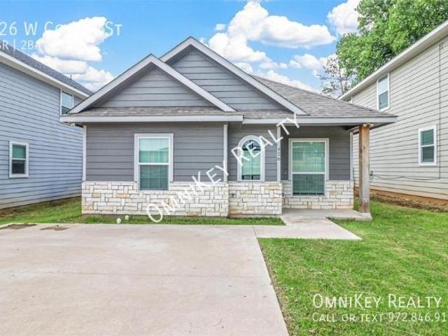 3 Br, 2 bath, Single Family 426 W Coffin St