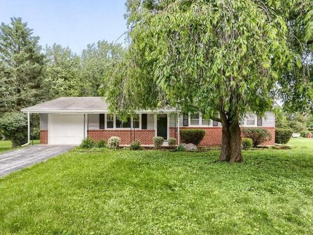 3 Br, 2 bath, Single Family 426 Linden St