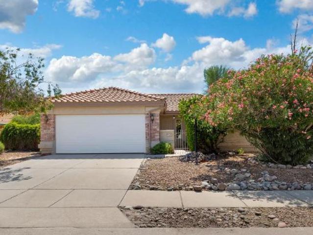 3 Br, 2 bath, Single Family 4285 W Plantation St
