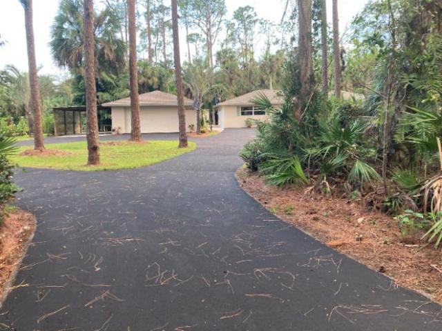 3 Br, 2 bath, Single Family 4300 Gail Blvd