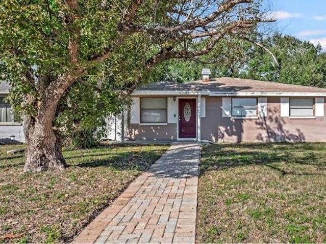 3 Br, 2 bath, Single Family 4301 W Arch St
