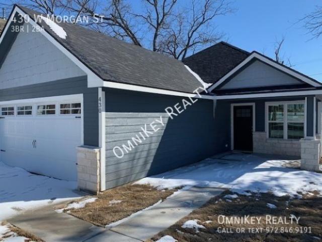 3 Br, 2 bath, Single Family 430 W Morgan St