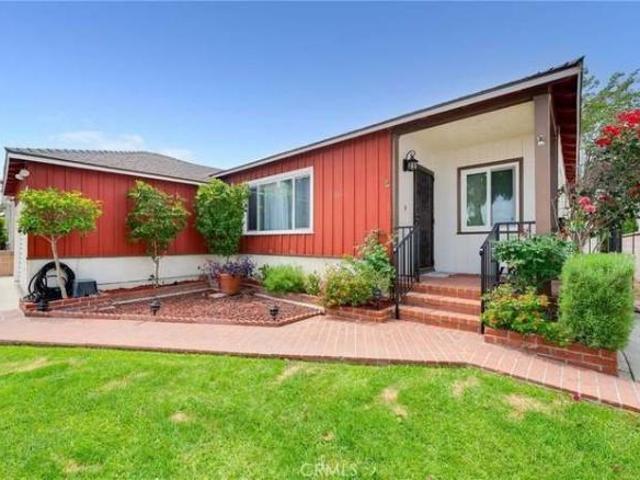 3 Br, 2 bath, Single Family 4335 Knoxville Ave