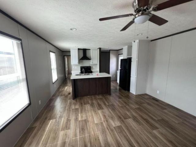 3 Br, 2 bath, Single Family 4343 Katy Hockley Rd