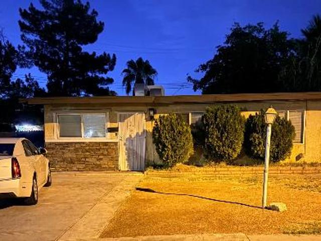 3 Br, 2 bath, Single Family 4392 Springdale Ct