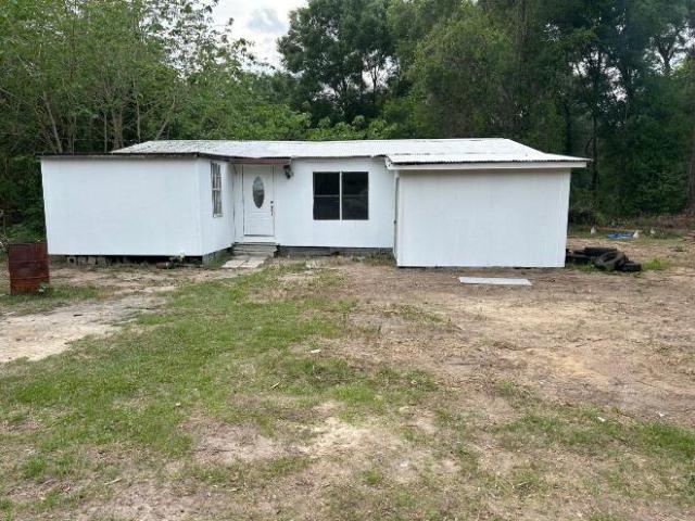 3 Br, 2 bath, Single Family 4396 N Laramie Ter
