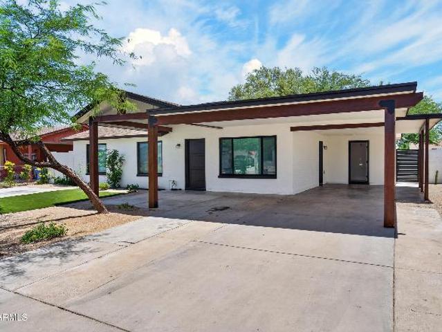 3 Br, 2 bath, Single Family 5407 W Holly Street