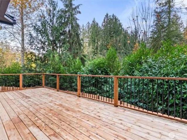3 Br, 2 bath, Single Family 5429 132nd St NE