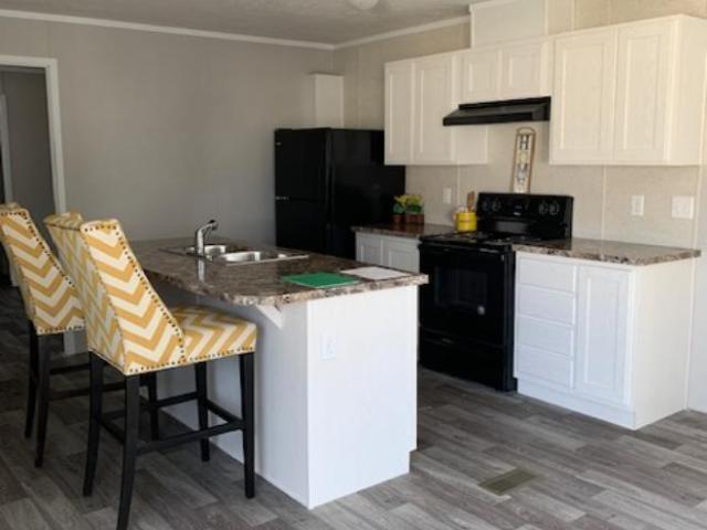 3 Br, 2 bath, Single Family 54686 County Rd 19
