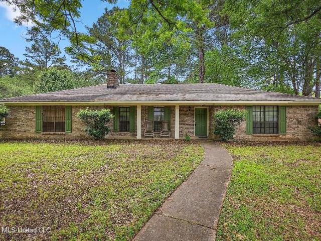 3 Br, 2 bath, Single Family 548 Vineland Drive