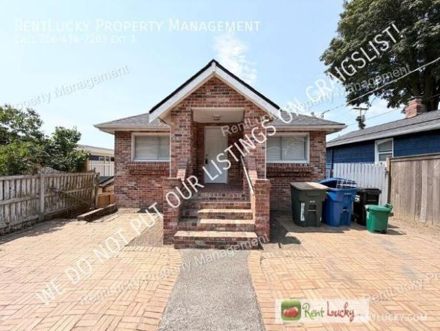 3 Br, 2 bath, Single Family 5511 18th Ave S