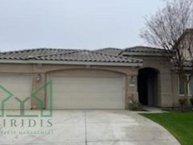 3 Br, 2 bath, Single Family 5520 Rockview Drive