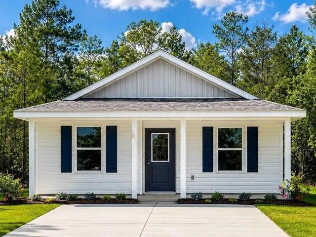 3 Br, 2 bath, Single Family 552 Brookside Dr