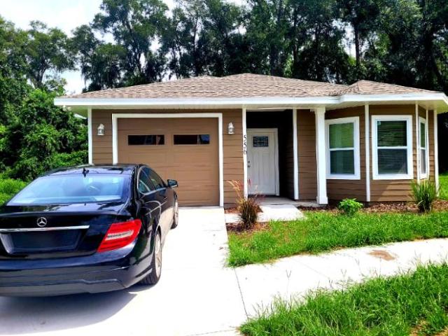 3 Br, 2 bath, Single Family 556 Nw 259th Ter