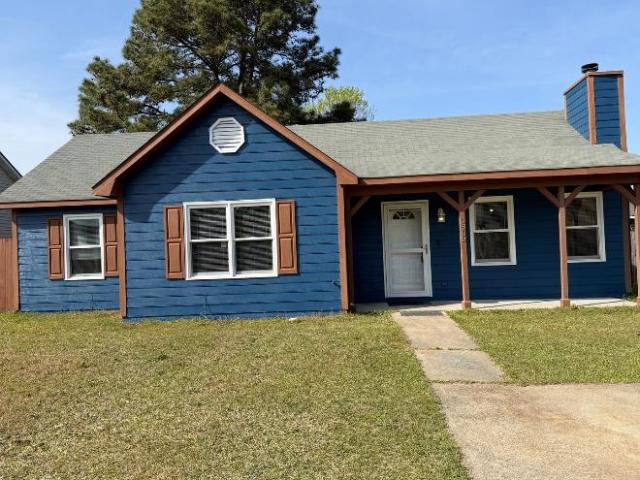 3 Br, 2 bath, Single Family 5582 Windy Knoll Pl