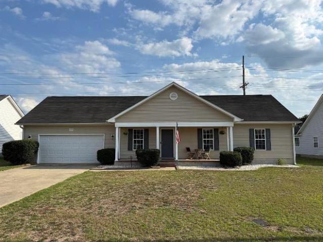 3 Br, 2 bath, Single Family 559 Cypress Pond Dr