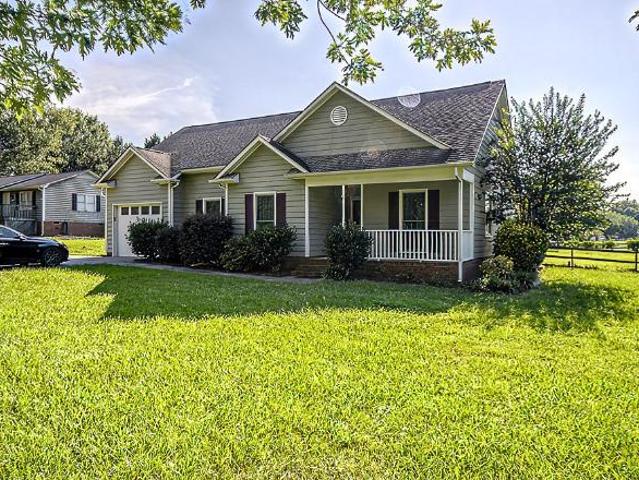 3 Br, 2 bath, Single Family 5602 Indian Brook Dr