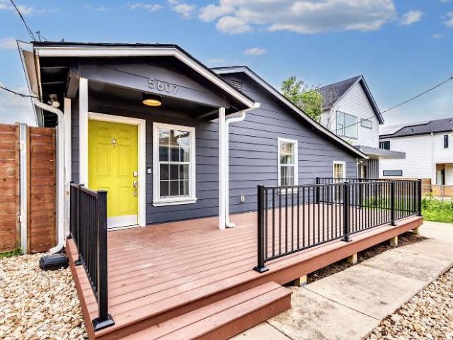 3 Br, 2 bath, Single Family 5607 Samuel Huston