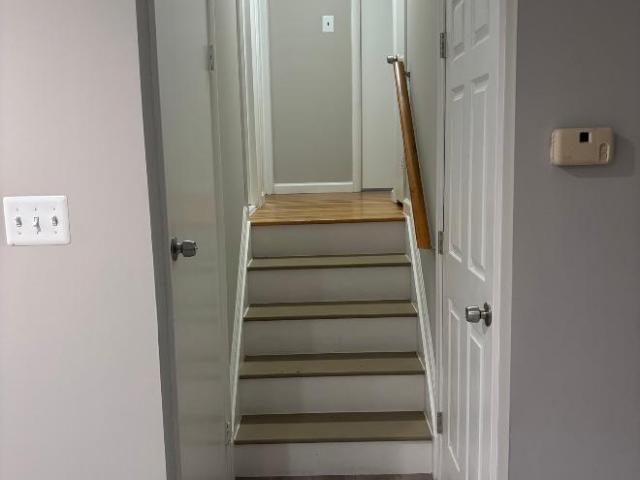 3 Br, 2 bath, Single Family 5615 Heming Ave