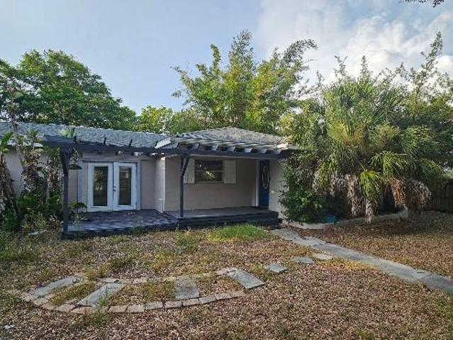 3 Br, 2 bath, Single Family 5655 1st Ave N