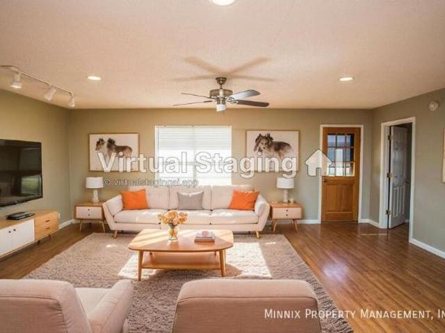 3 Br, 2 bath, Single Family 5719 Itasca St