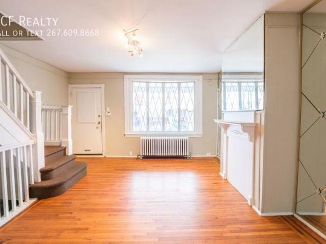3 Br, 2 bath, Single Family 5750 N Lambert Street