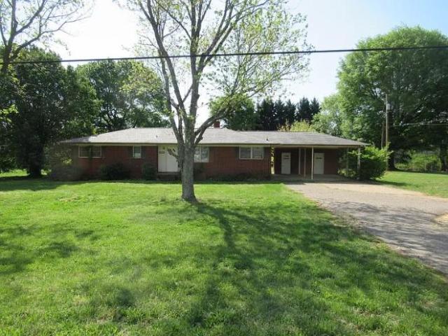 3 Br, 2 bath, Single Family 5767 E State Highway