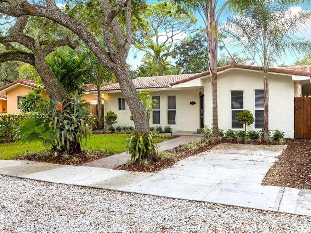 3 Br, 2 bath, Single Family 5770 SW 55 St