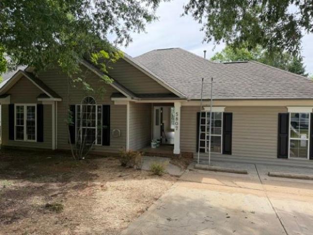 3 Br, 2 bath, Single Family 5807 Timber Falls Pl