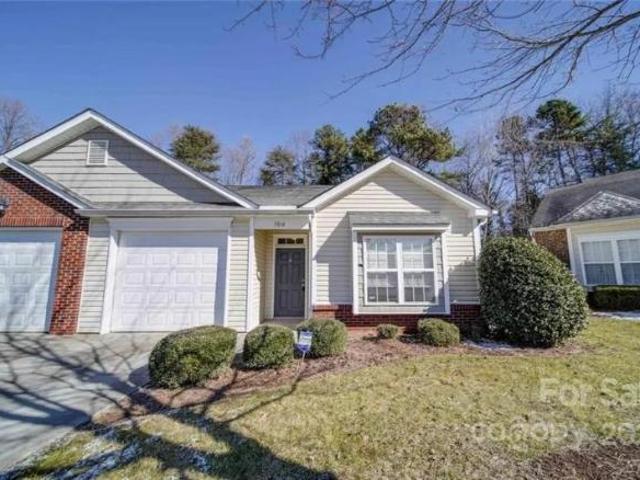 3 Br, 2 bath, Single Family 5814 Bradford Lake Ln