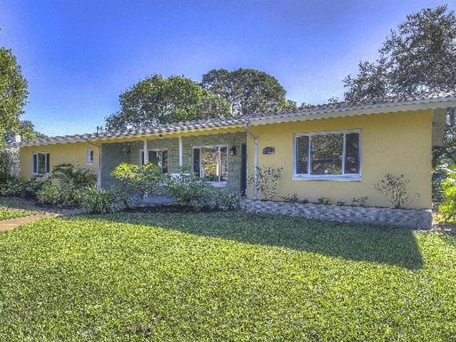 3 Br, 2 bath, Single Family 5850 24th Avenue South